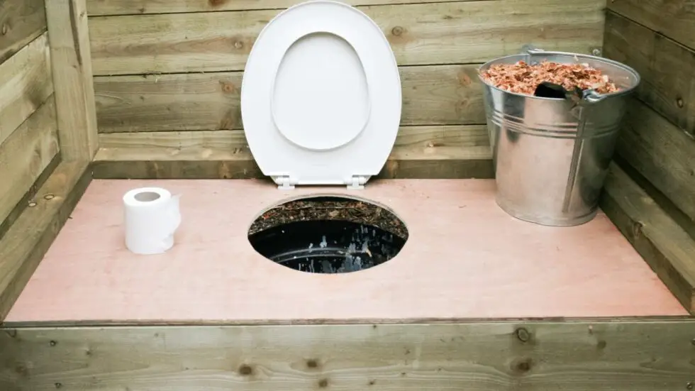 9 Of The Best Toilet Options For Off Grid Living | Homesteadinʻ Hawaiʻi